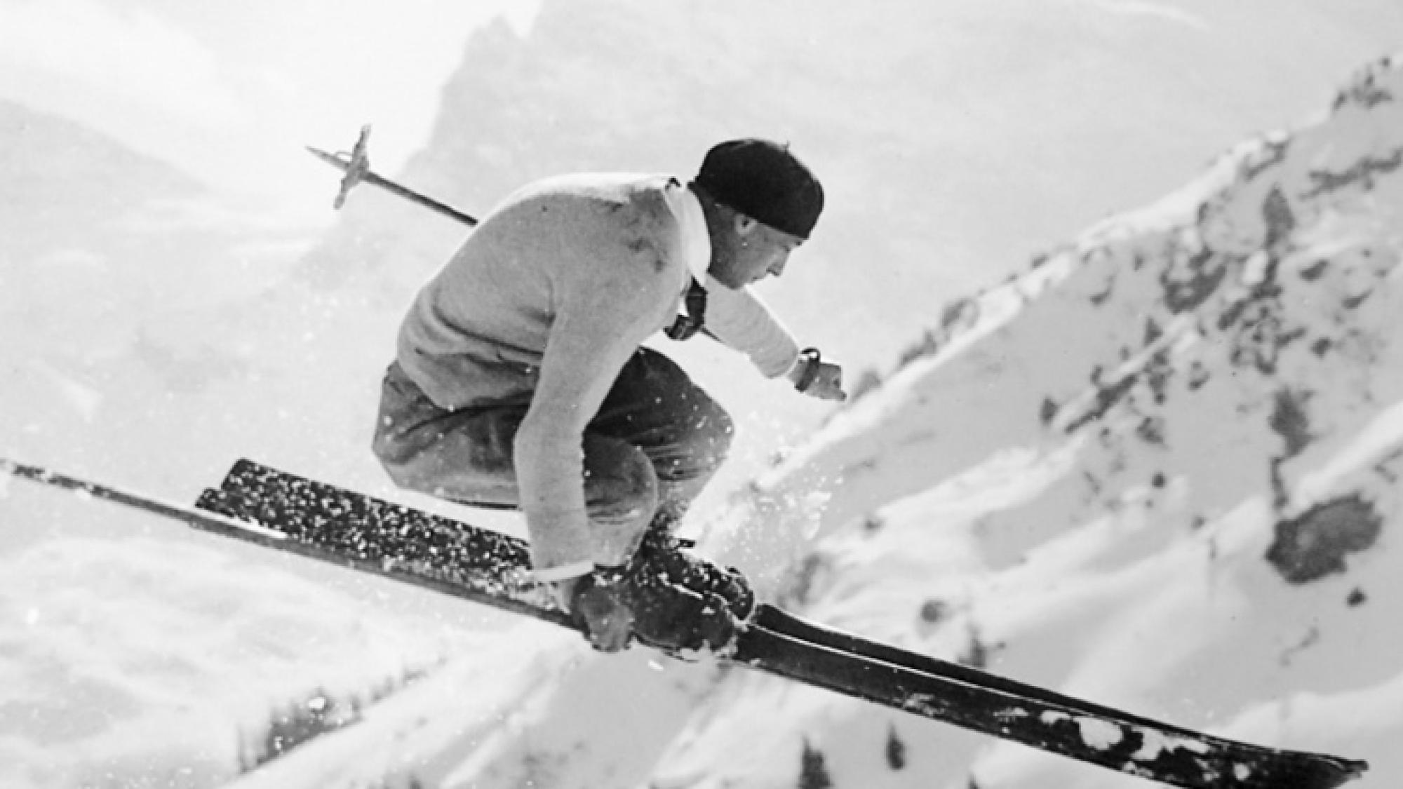 Current Issue | Skiing History